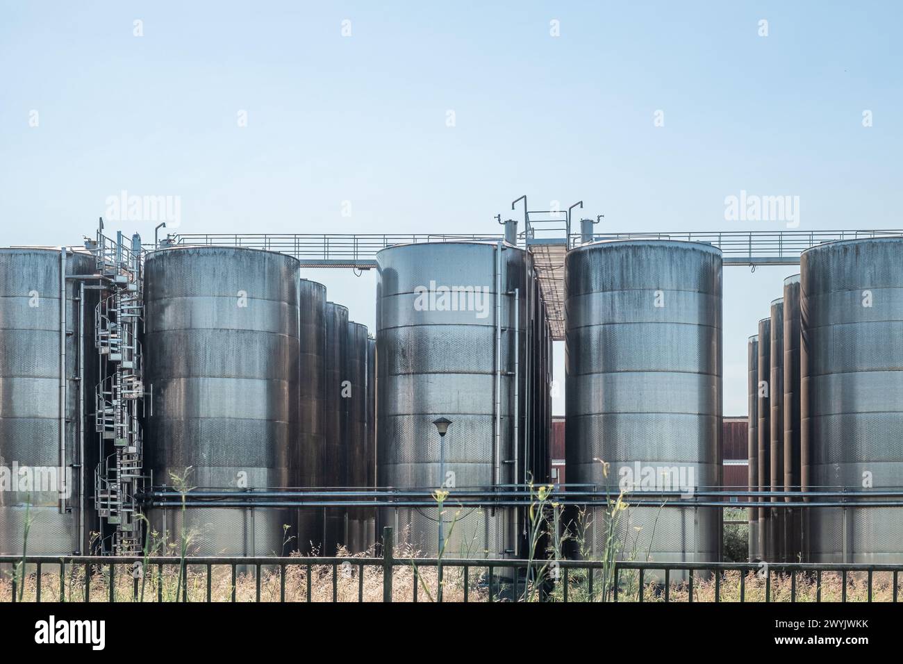 Stainless steel storage tanks or vats for wine fermentation and ...