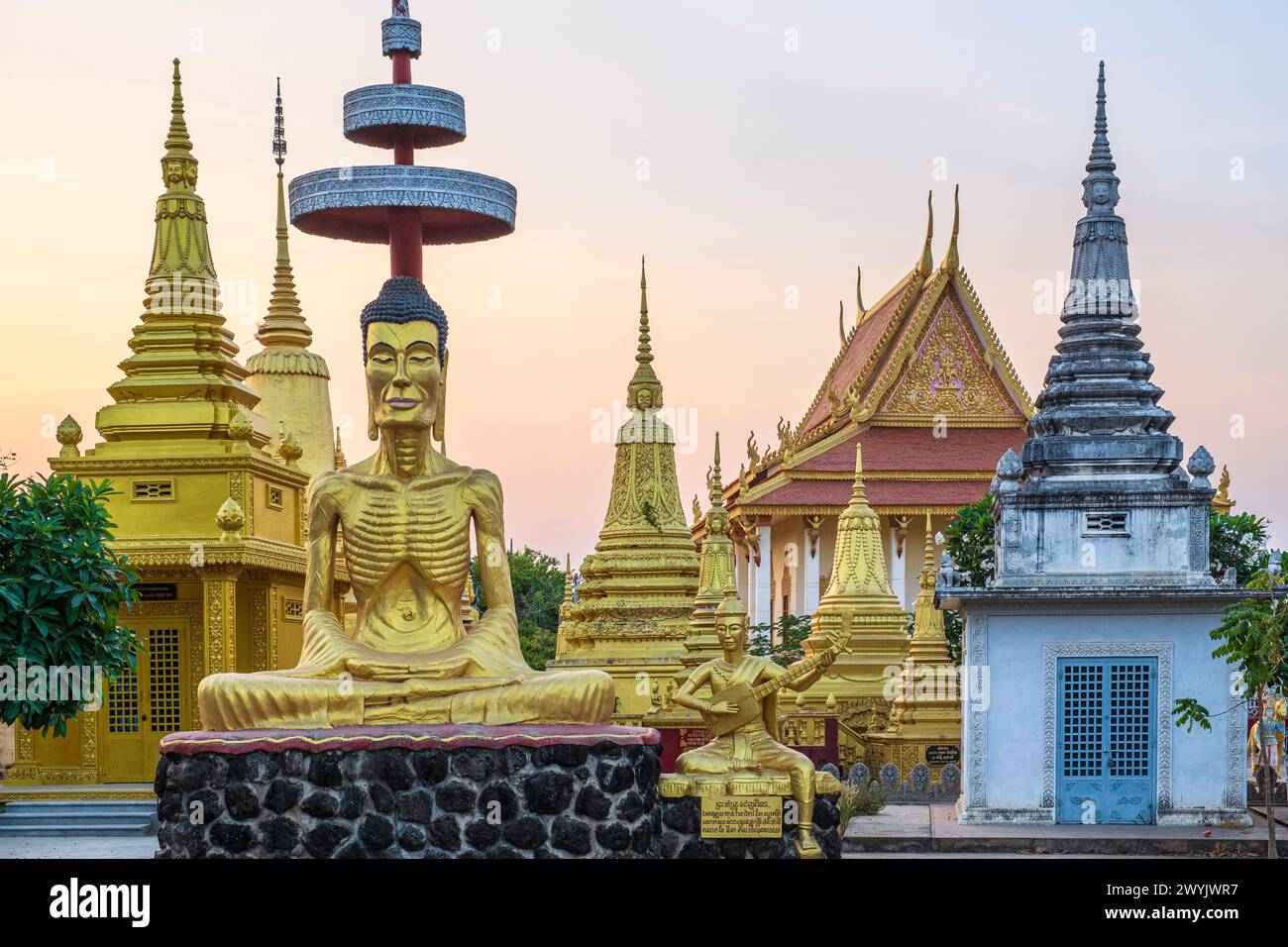 Cambodia, Kampong Cham, Dey Doh Buddhist Pagoda Stock Photo - Alamy