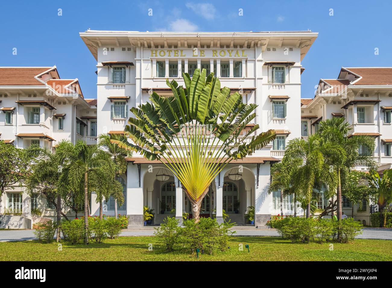 Cambodia, Phnom Penh, Wat Phnom area, the luxury hotel Raffles Hotel Le Royal opened since 1929 ...