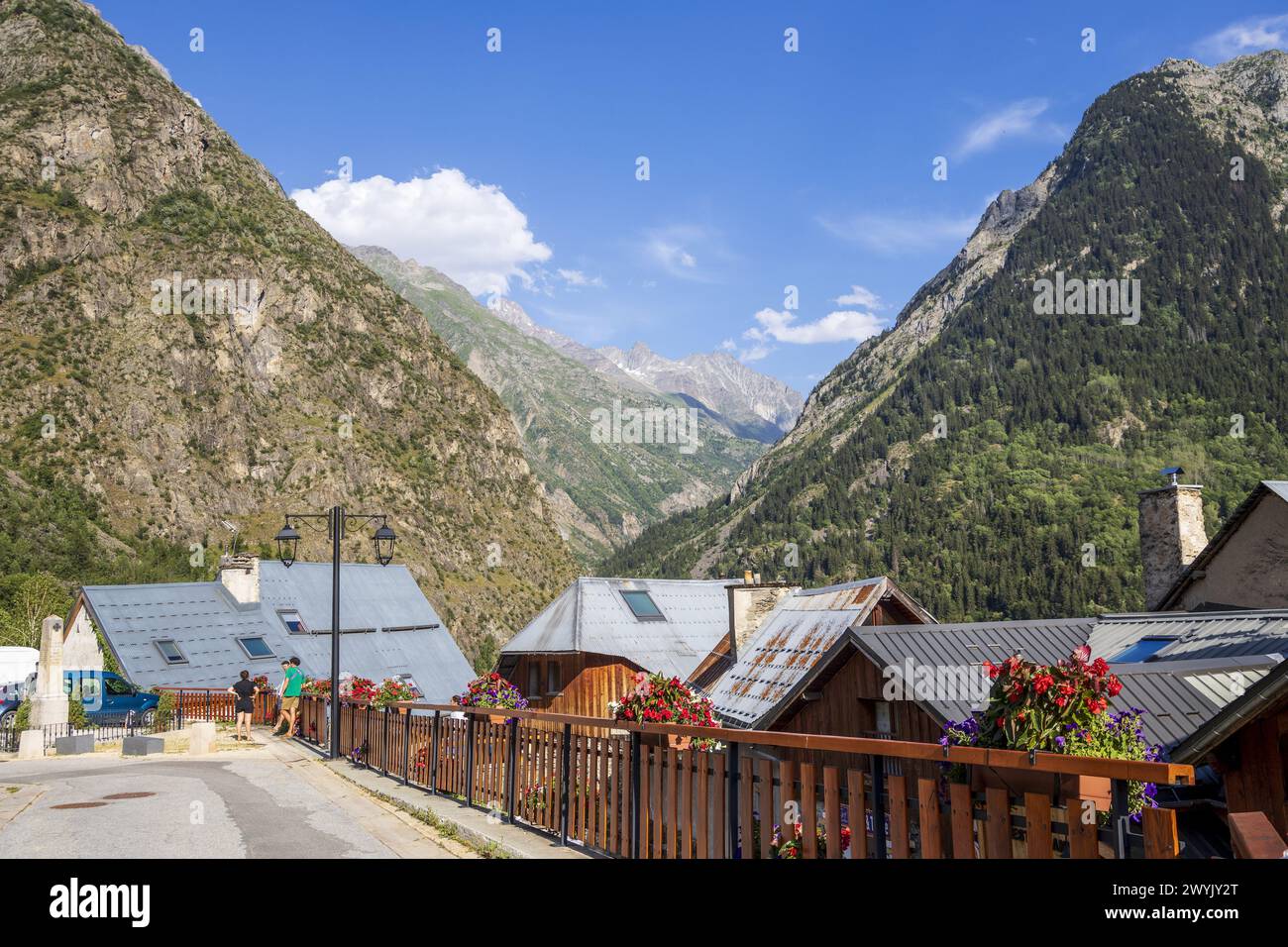 France, Isère, Parc National des Ecrins, vallée du Vénéon, Venosc dans ...