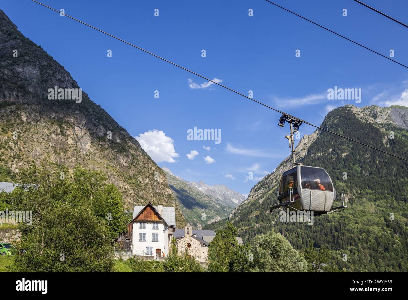 France, Isère, Parc National des Ecrins, vallée du Vénéon, Venosc dans ...