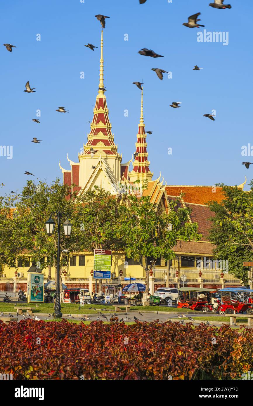 Cambodia, Phnom Penh, Doun Penh district, the Supreme Court Stock Photo ...
