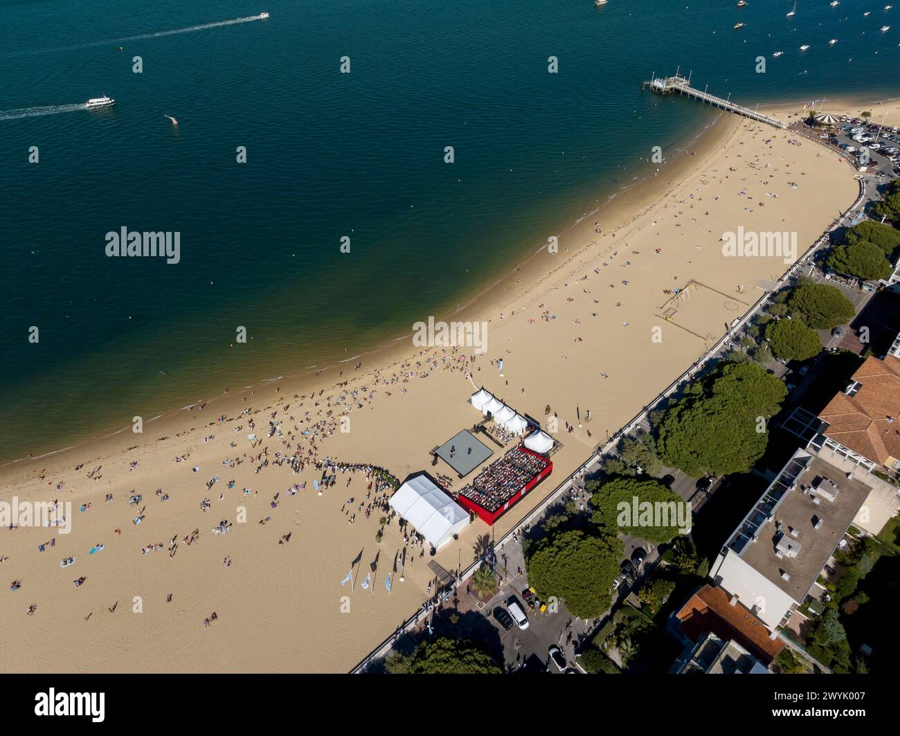 France, Gironde, Bassin d'Arcachon, the “theater of the sea”, a ...
