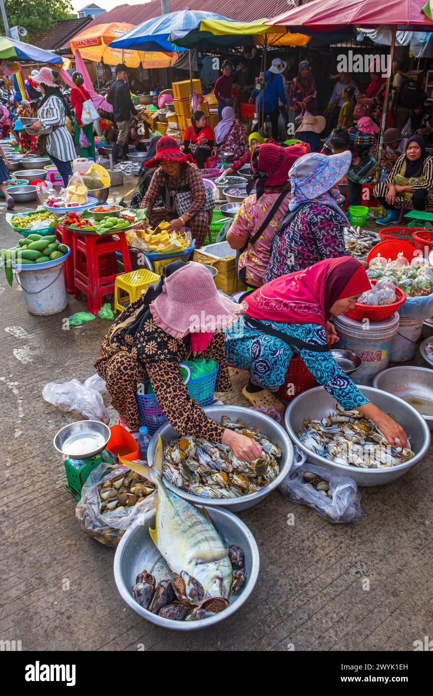 Cambodia, Kampot province, Kampot, Samaki market or Central market ...