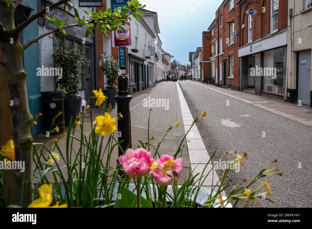 Woodbridge town centre hi-res stock photography and images - Alamy