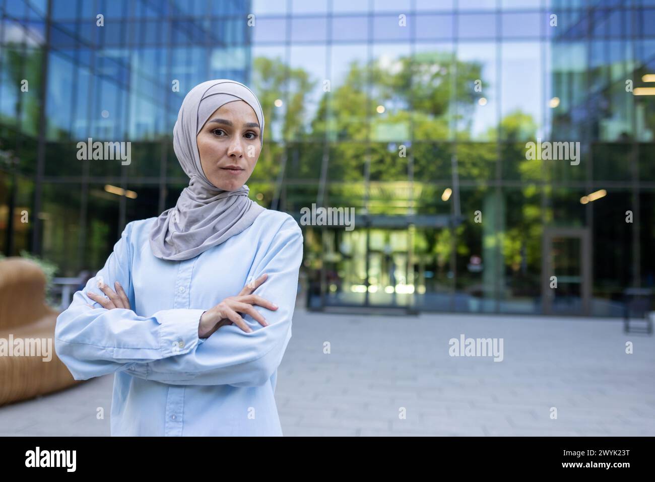Muslim female role model hi-res stock photography and images - Alamy