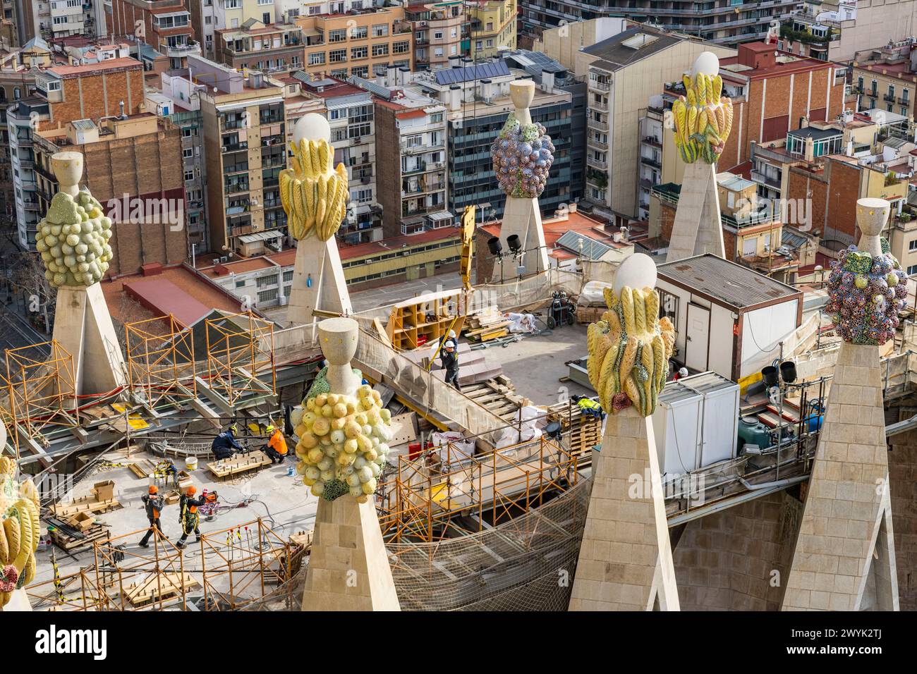 Spain, Catalonia, Barcelona, Eixample district, Sagrada Familia ...