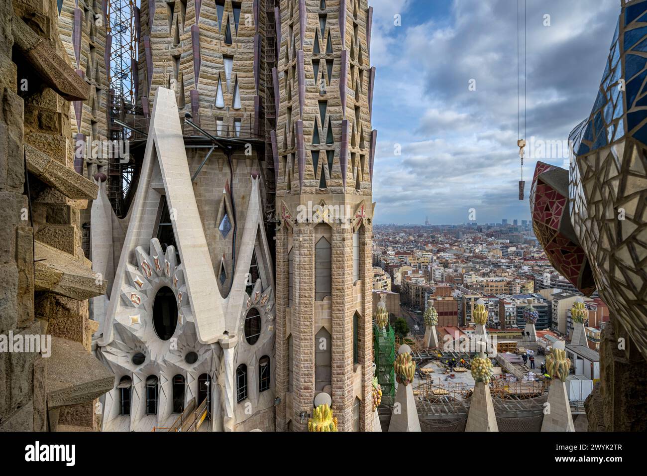 Spain, Catalonia, Barcelona, Eixample district, Sagrada Familia ...