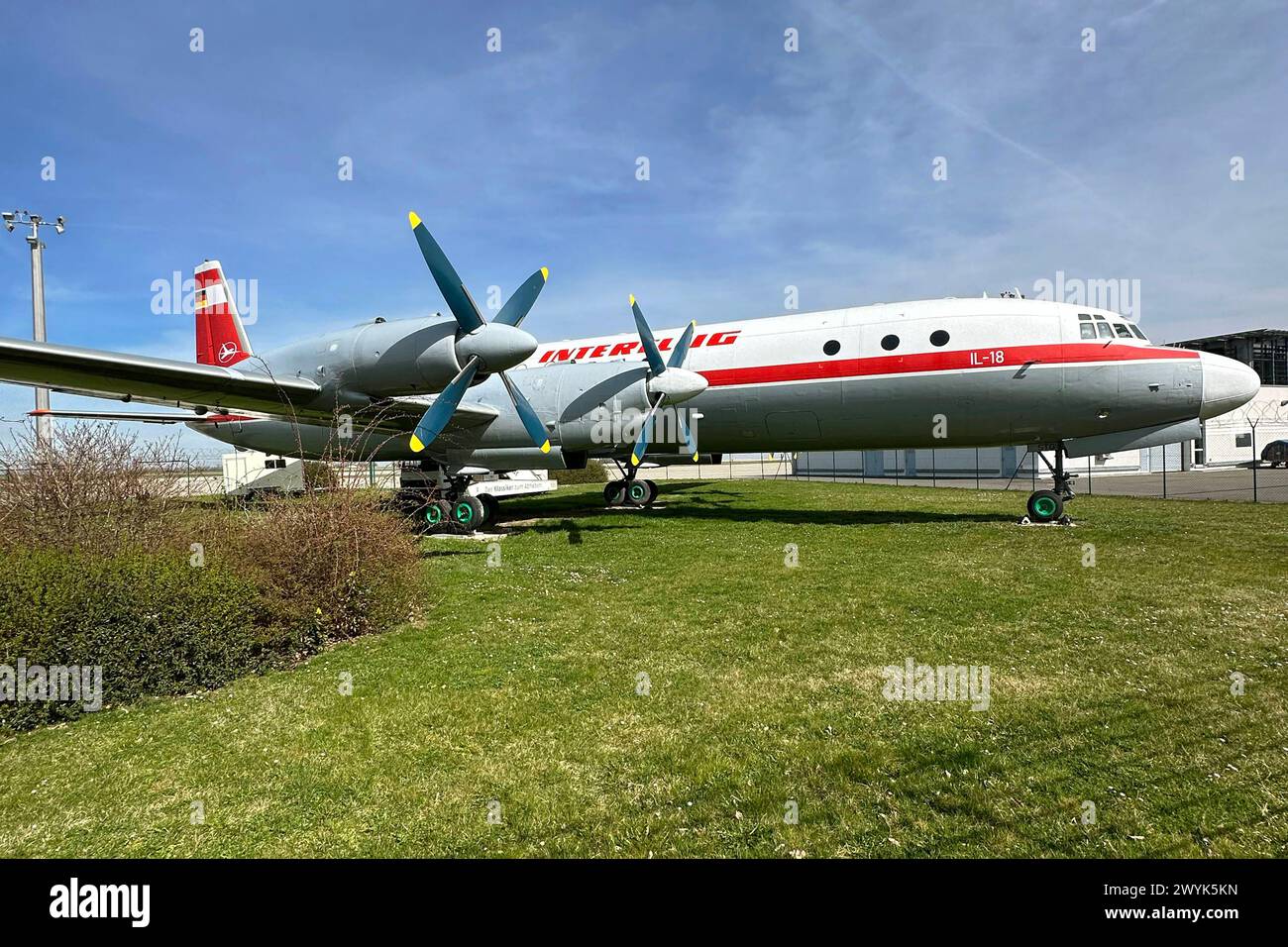 Ilyushin il 18 hi-res stock photography and images - Alamy