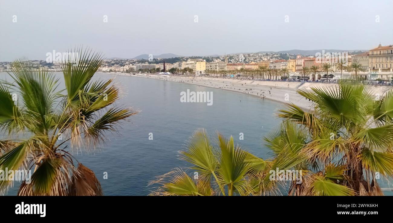 Plages du ciel hi-res stock photography and images - Alamy