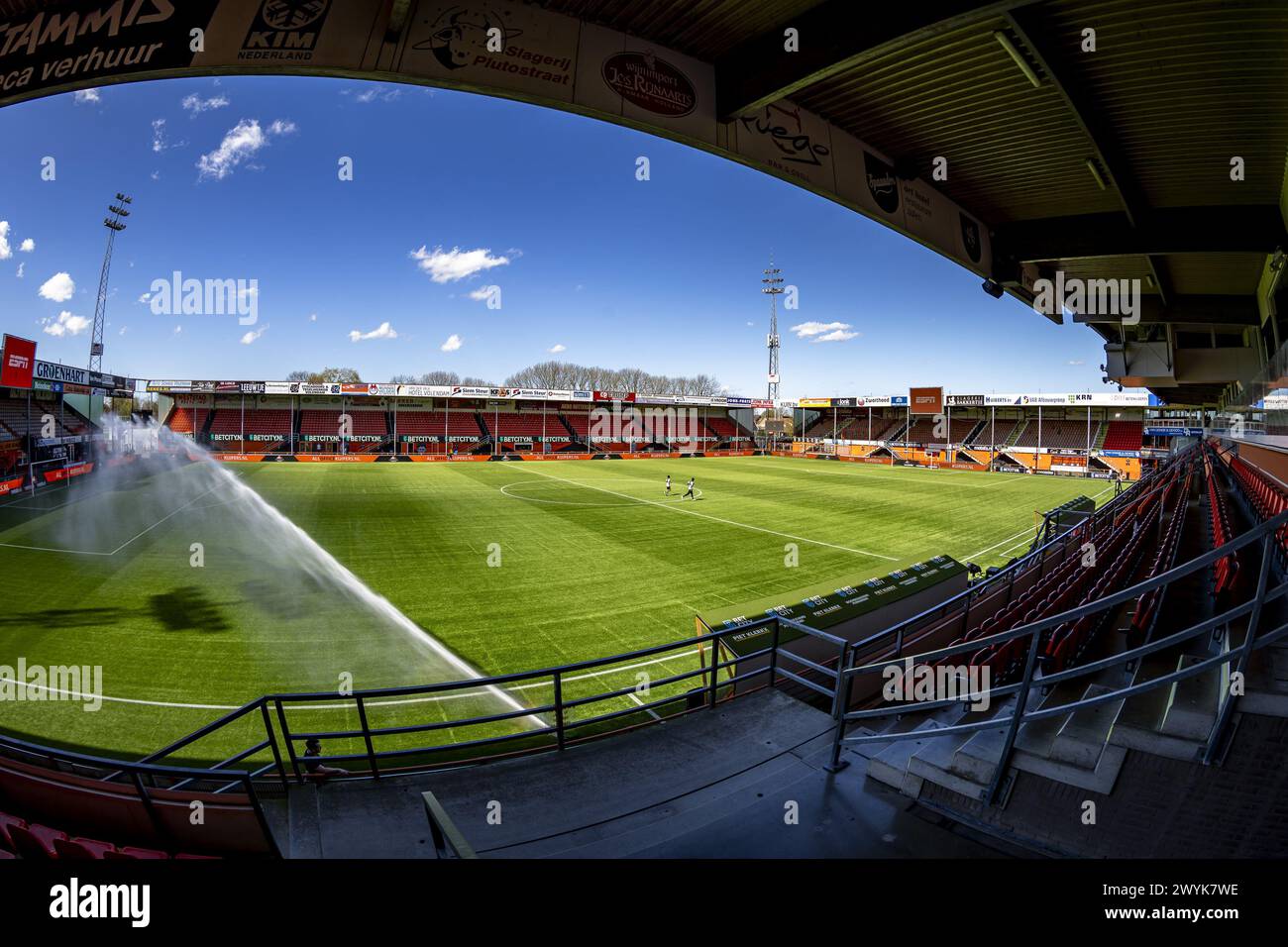 VOLENDAM, Netherlands. 07th Apr, 2024. SPO, Kras Stadium, Dutch ...