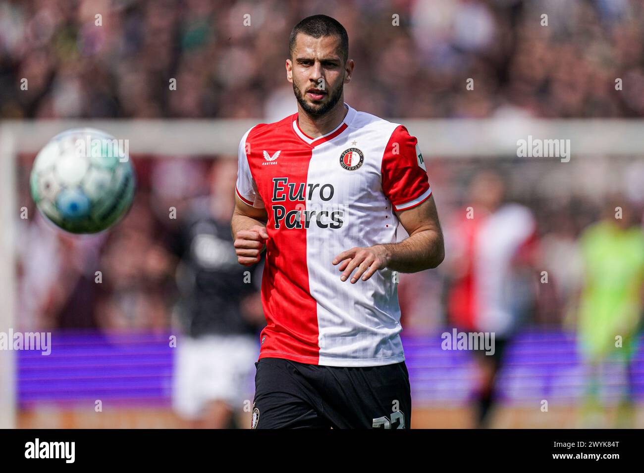 David hancko looks on hi-res stock photography and images - Alamy