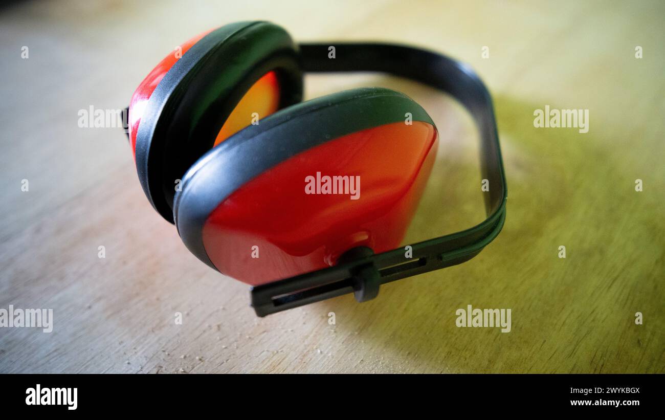 Hearing protection and factory workers hi-res stock photography and ...