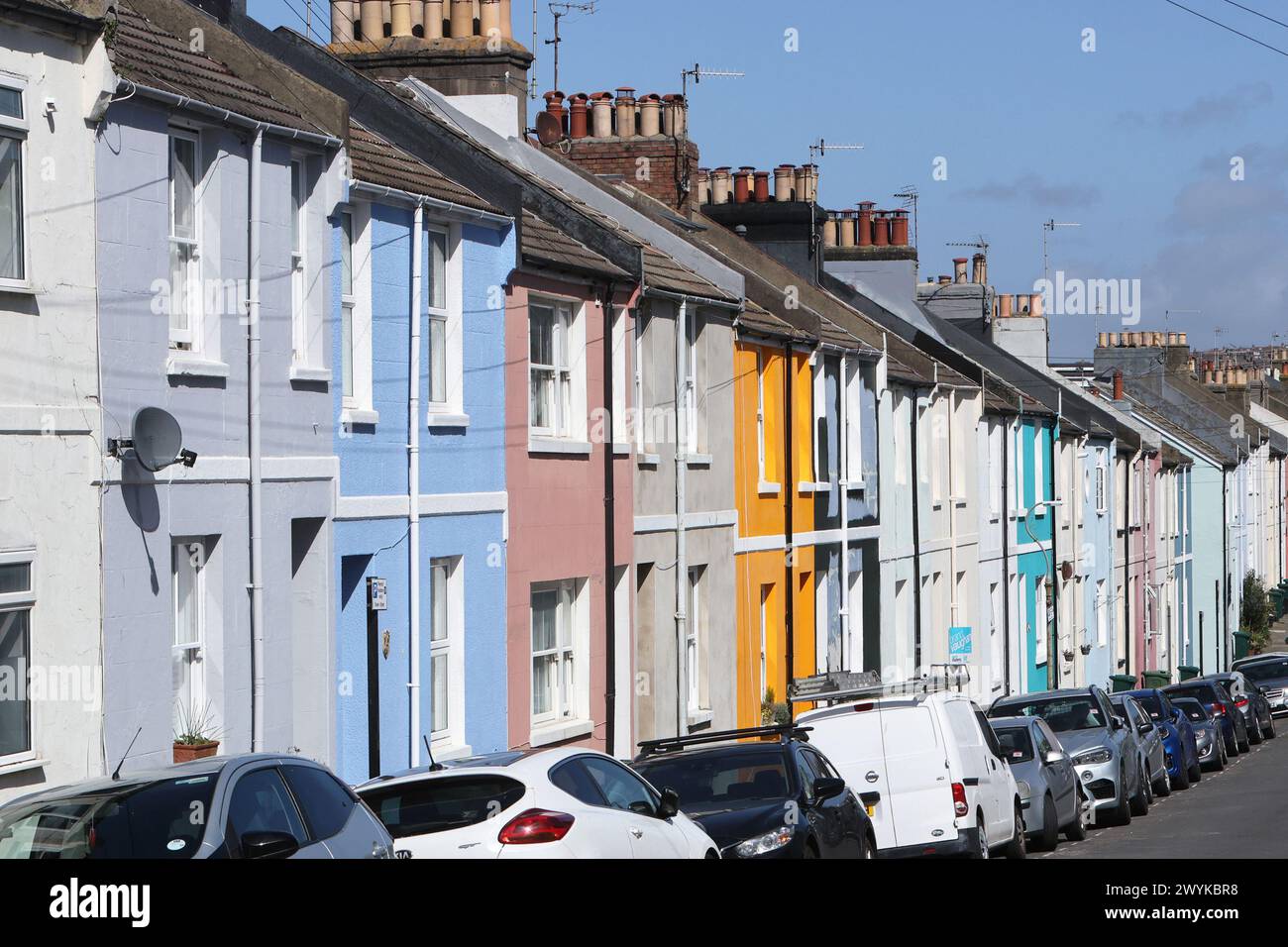 Brighton uk colorful houses hi-res stock photography and images - Alamy