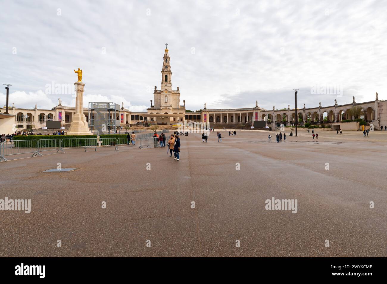 The Santuário de Fátima, Fatima village, Portugal Stock Photo - Alamy