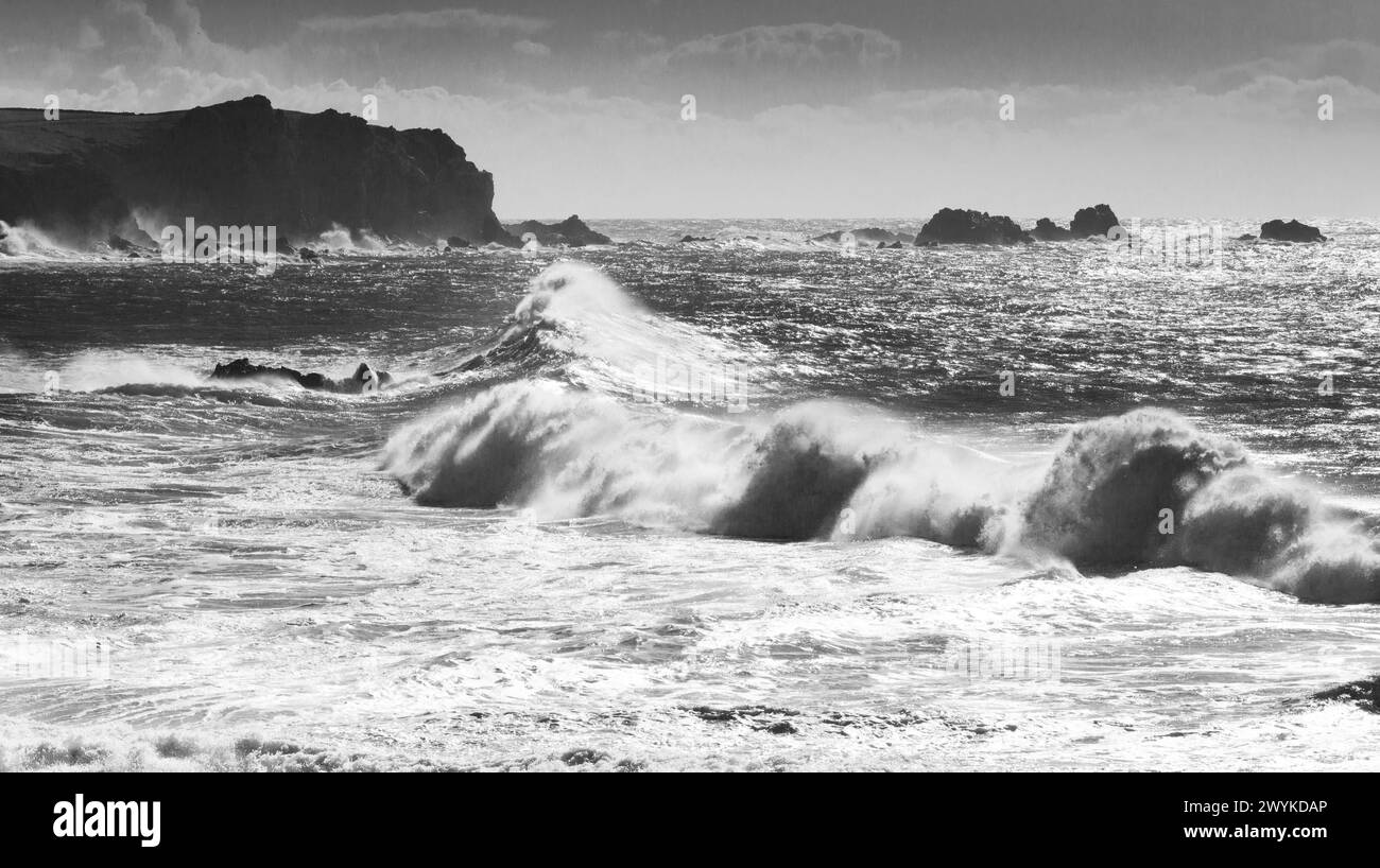 Huge breakers in stormy sea rolling in at Kynance Cove on the Lizard ...
