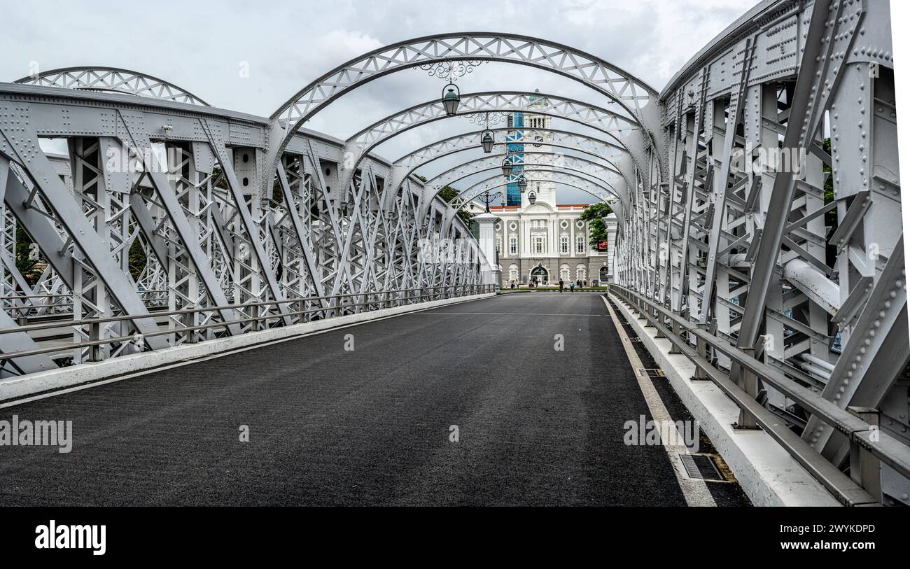Singapore, 24 January 2024: Anderson Bridge spans Singapore River in ...