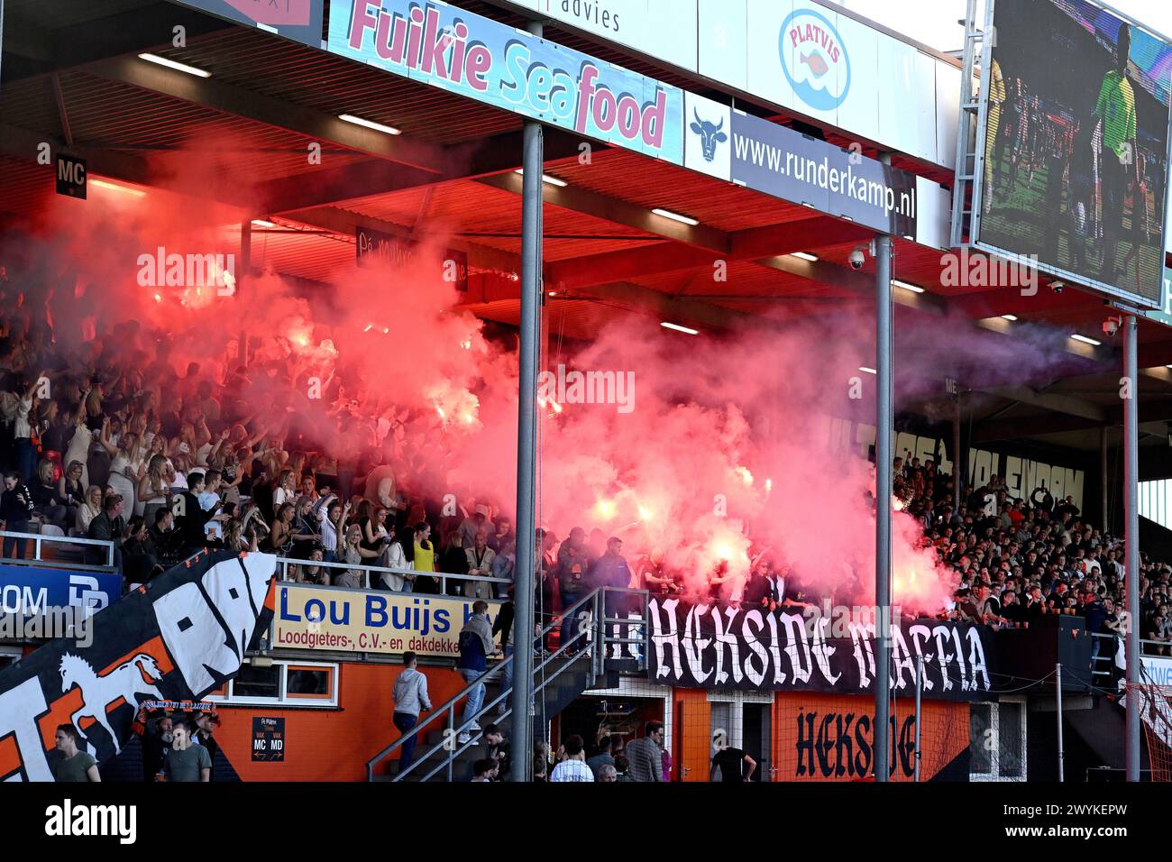 VOLENDAM - Supporters prior to the Dutch Eredivisie match between FC ...