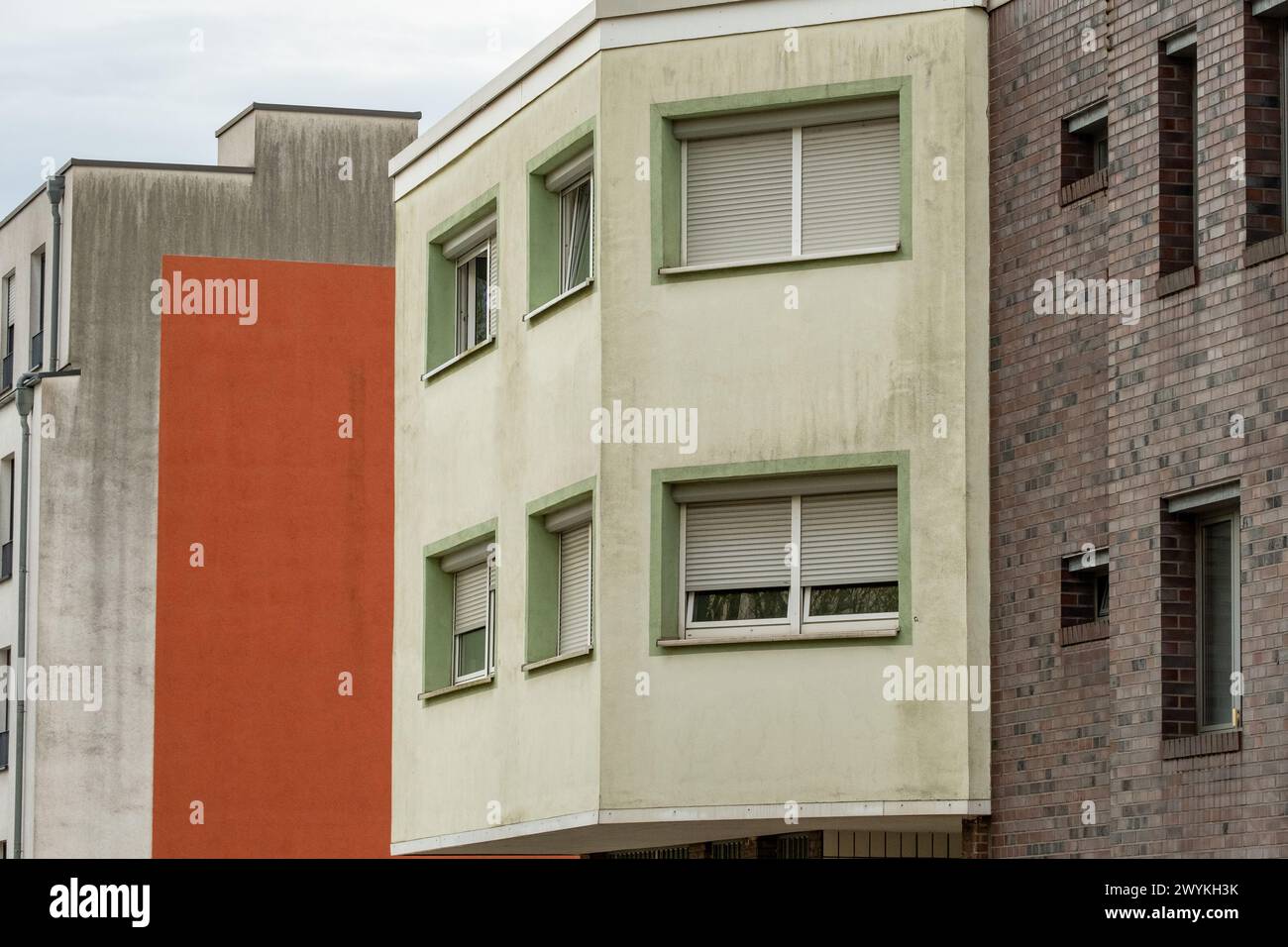 Poorly maintained hi-res stock photography and images - Alamy