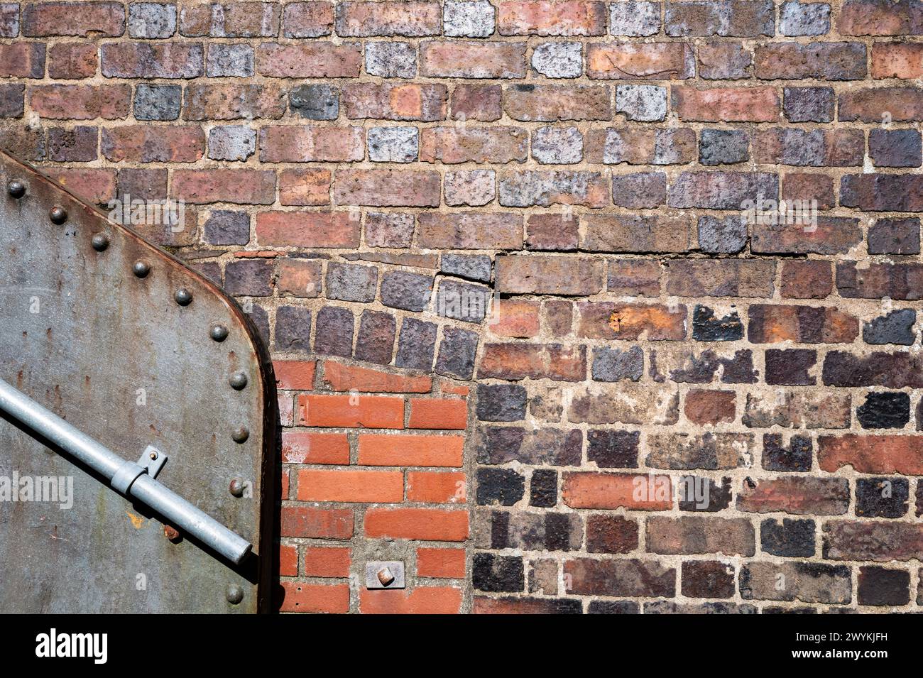 RAIL BRIDGE ROSKEAR CAMBORNE RUSTY METAL Stock Photo - Alamy