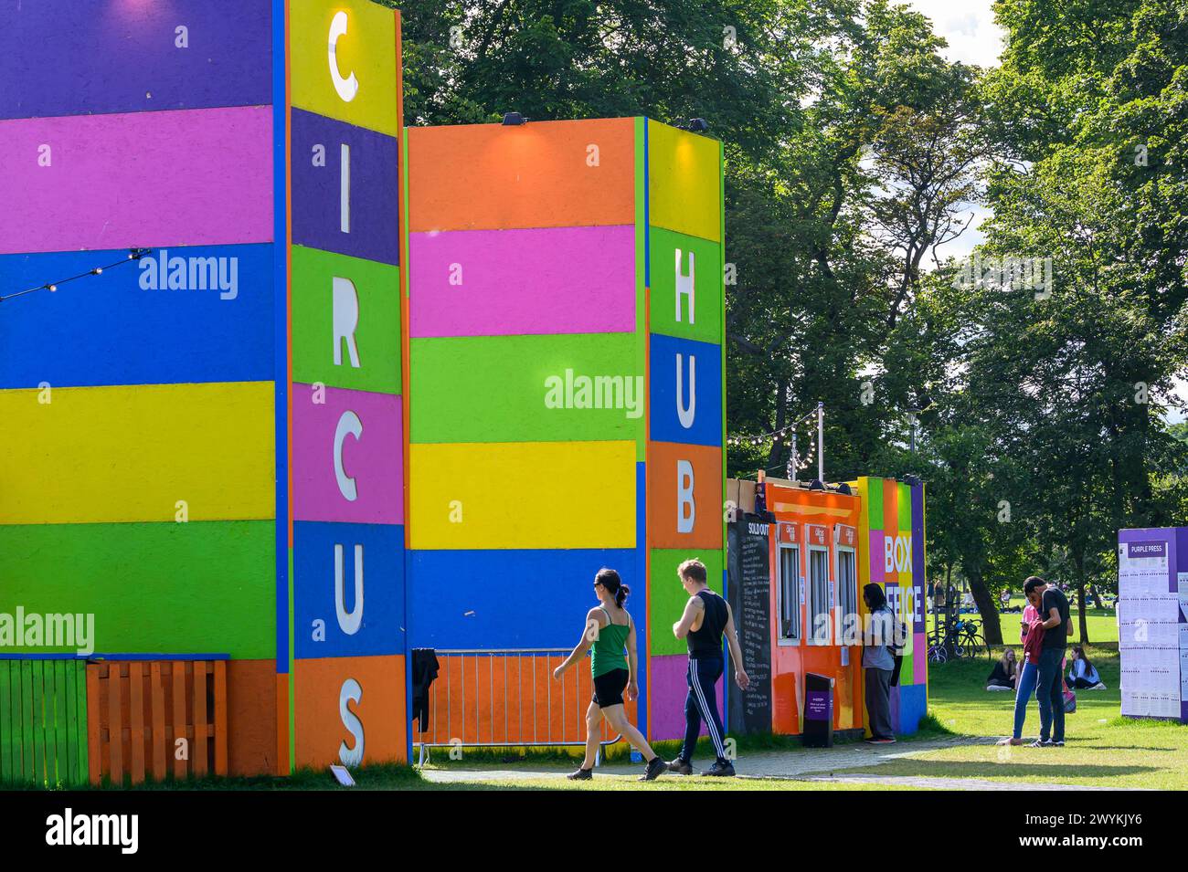Meadows festival hi-res stock photography and images - Alamy