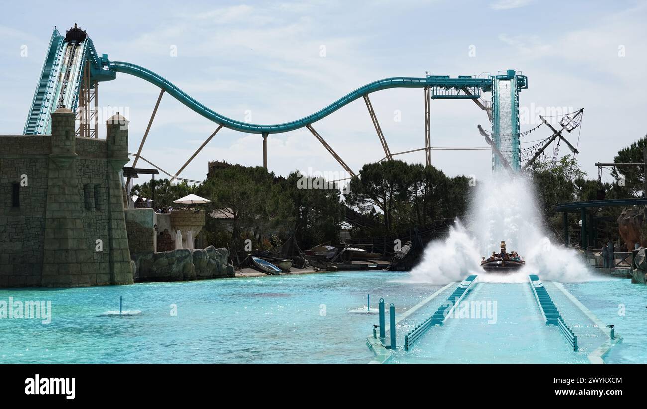 Atlantica supersplash hi-res stock photography and images - Alamy