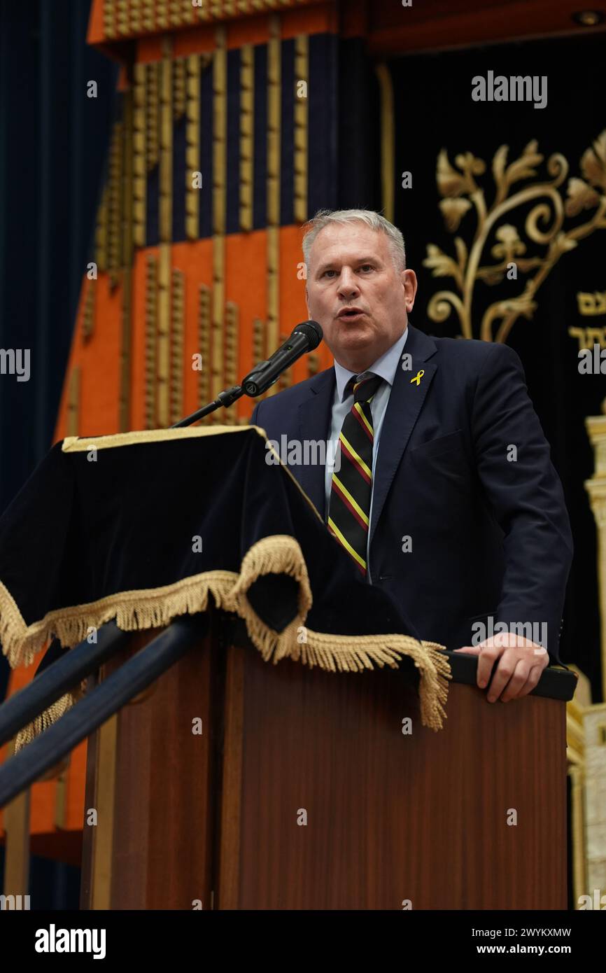 Former commander of British forces in Afghanistan Colonel Richard Kemp ...