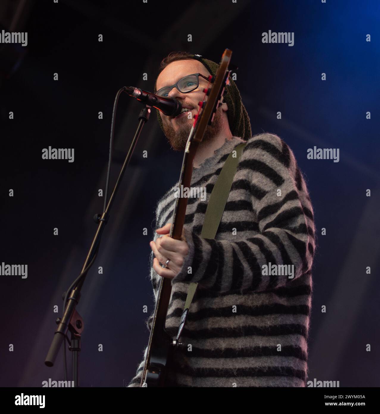 Greg churchouse scouting girls hi-res stock photography and images - Alamy