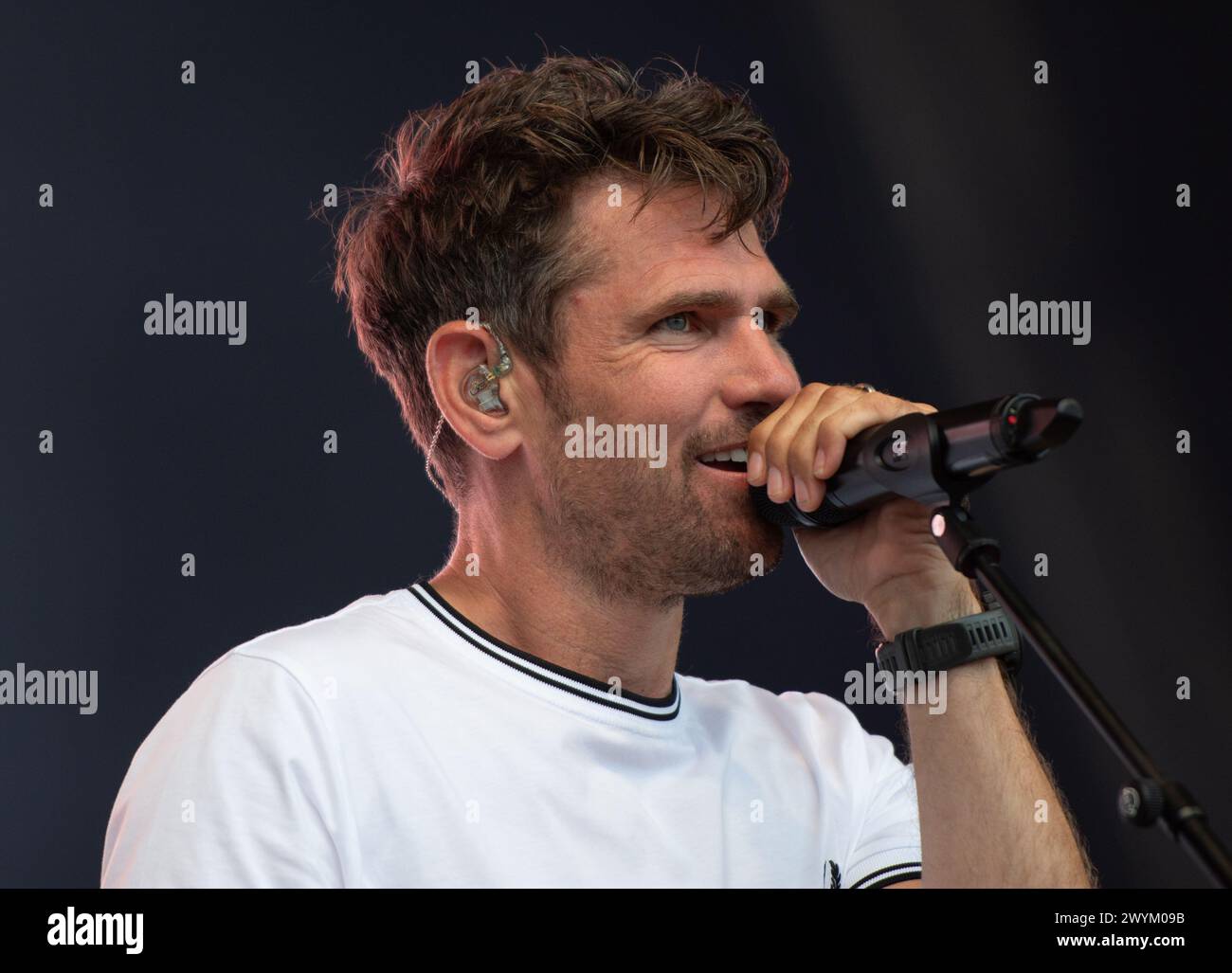 Greg churchouse scouting girls hi-res stock photography and images - Alamy