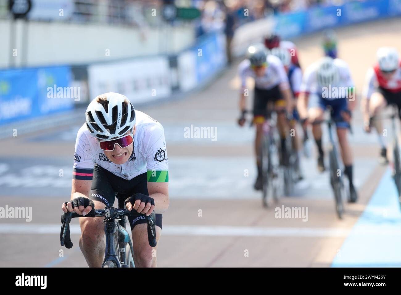 Paris Roubaix Juniors 2024 A first and second for Slovenia at Paris ...