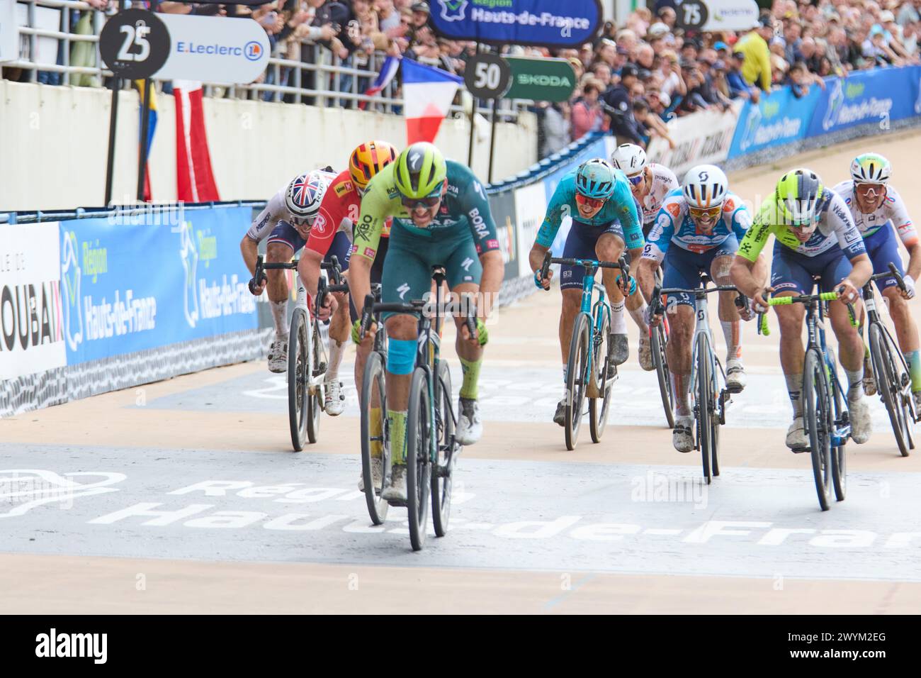 Paris Roubaix 2024 Mathieu van der Poel secures second consecutive ...