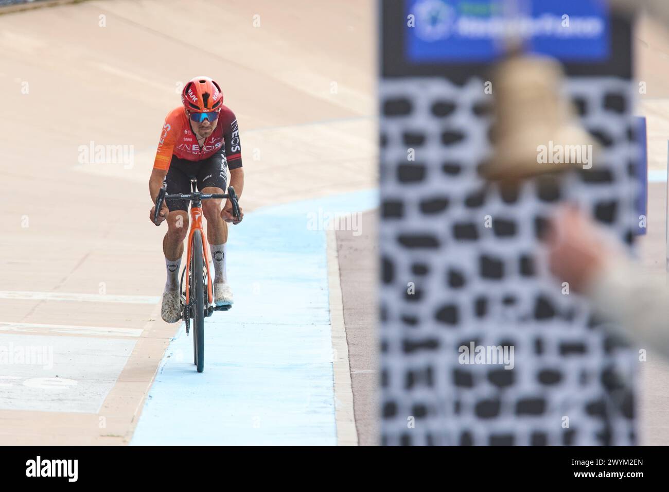 Paris Roubaix 2024 Mathieu van der Poel secures second consecutive ...