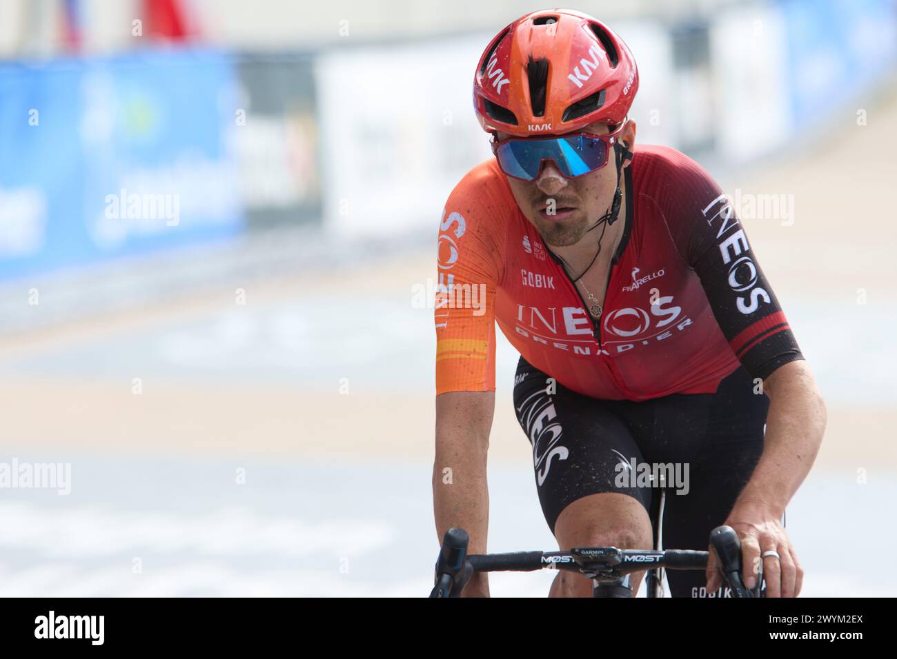 Paris Roubaix 2024 Mathieu van der Poel secures second consecutive ...