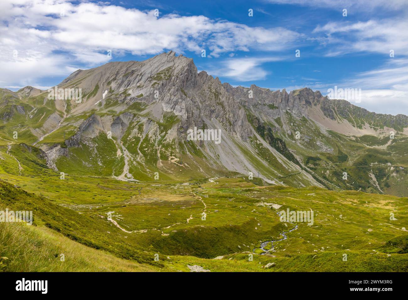 Tour du Montblanc hiking route beautiful mountain landscapes in ...