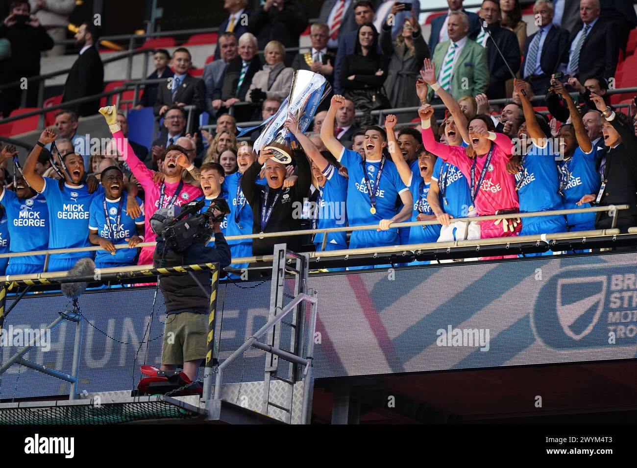 Efl trophy final peterborough hi-res stock photography and images - Alamy