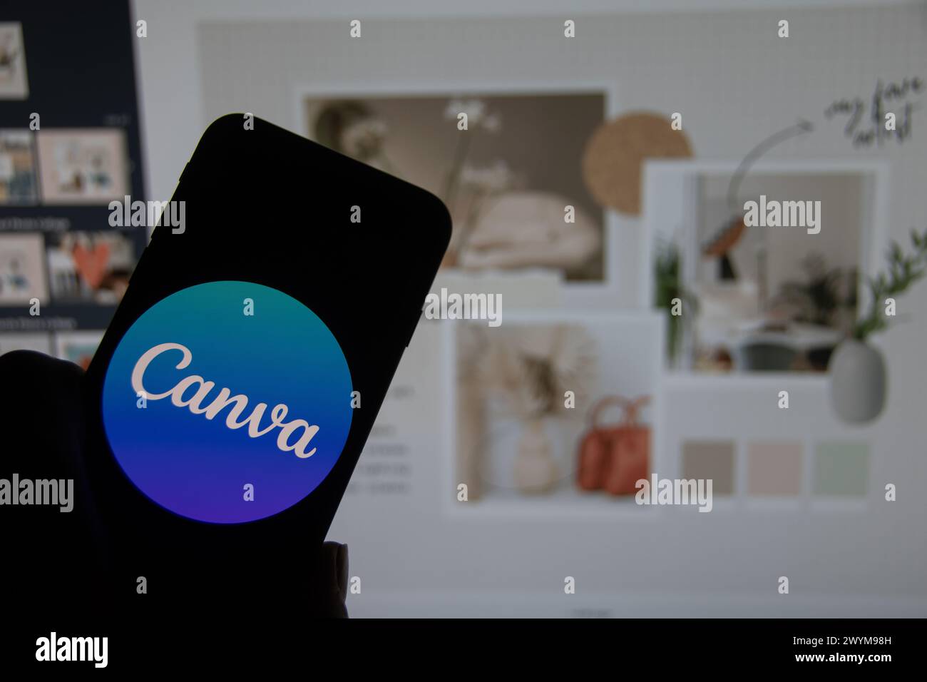 Canva social network hi-res stock photography and images - Alamy