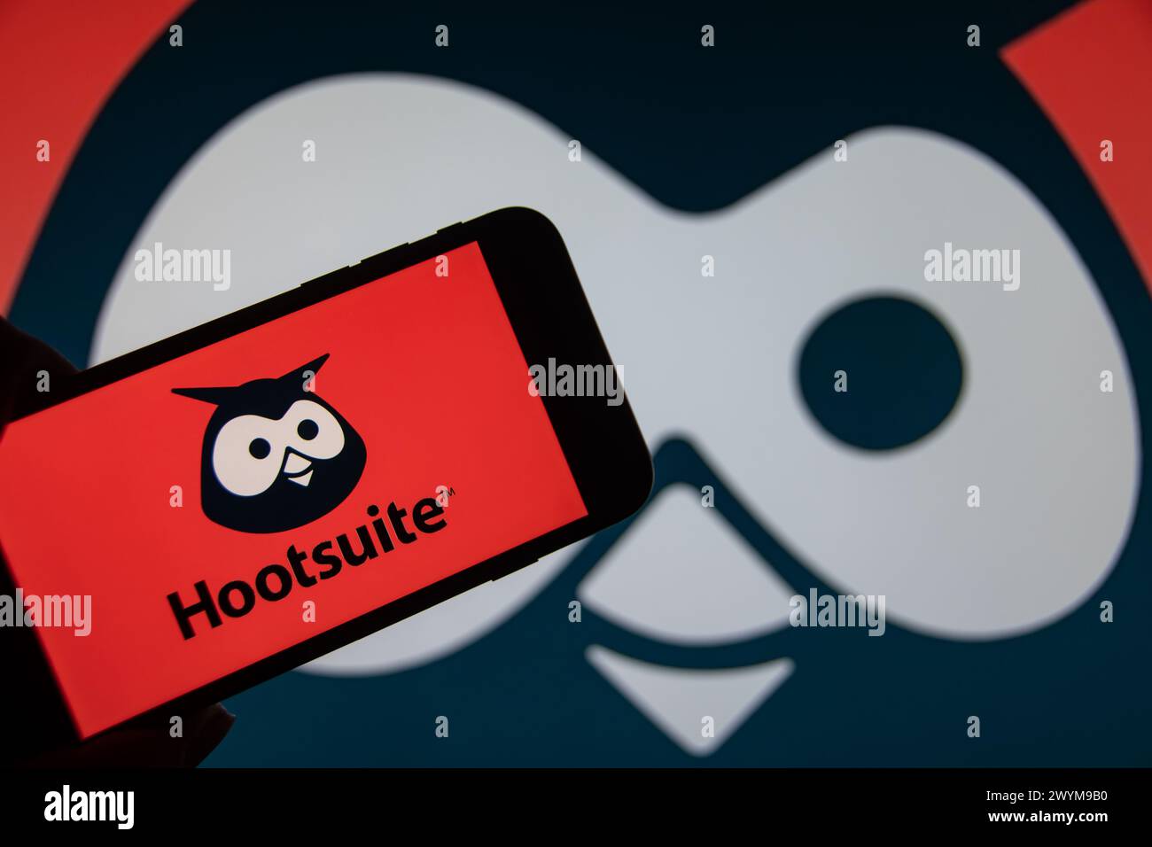 Software hootsuite hi-res stock photography and images - Alamy