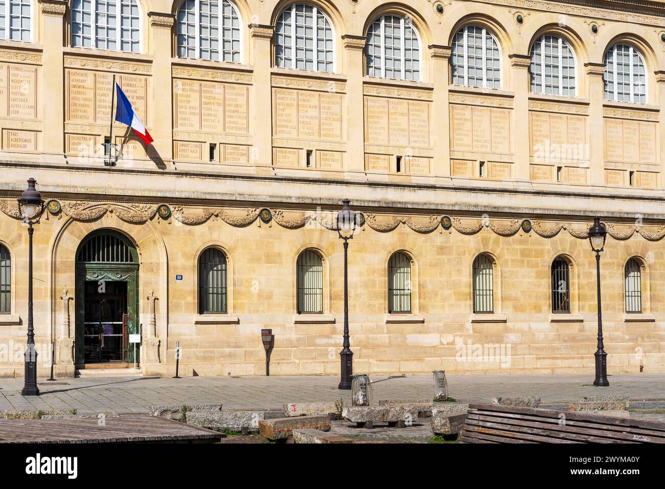 Entrance of Sainte-Geneviève Library, public and university library ...