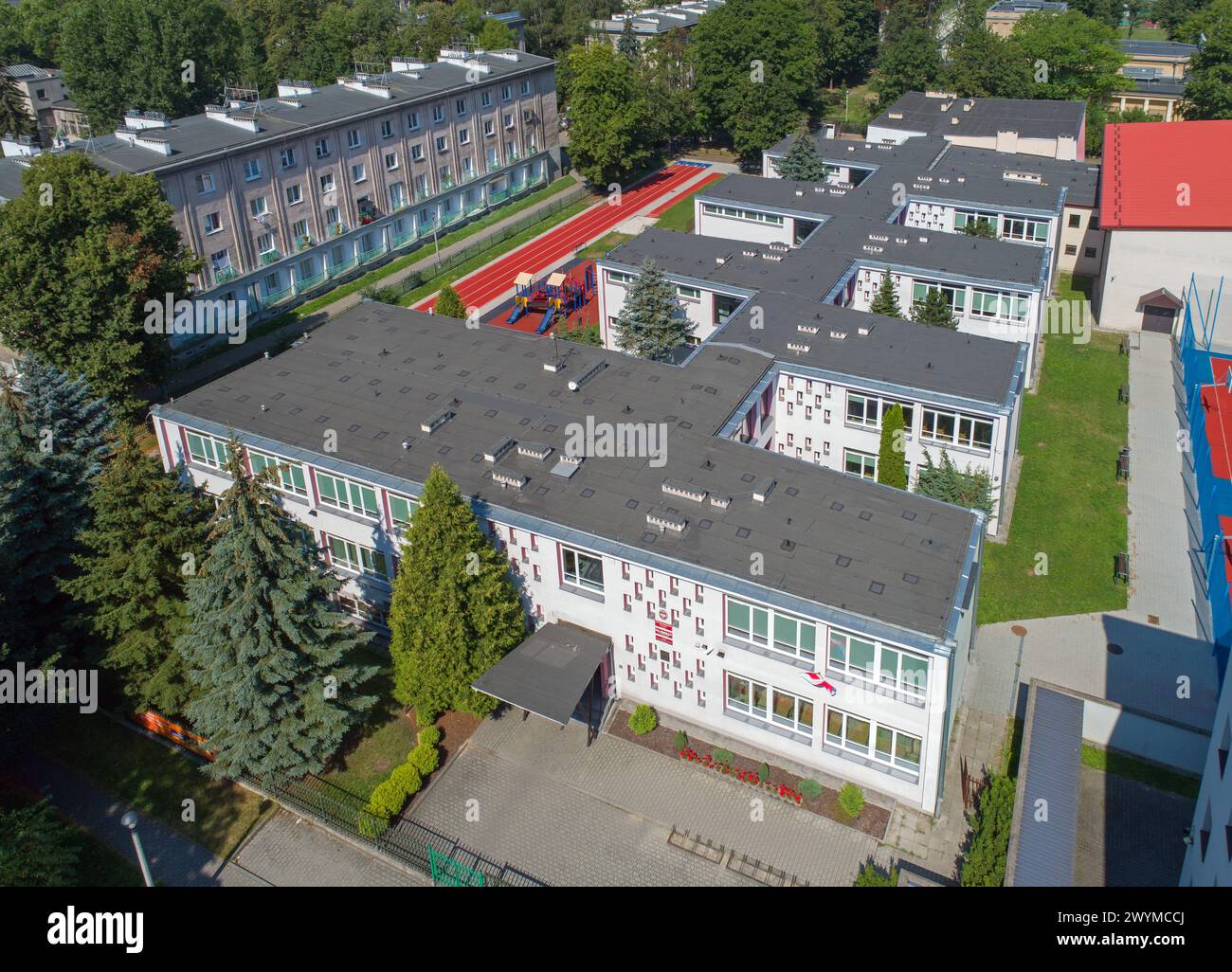 Primary school no 87 in nowa huta hi-res stock photography and images ...