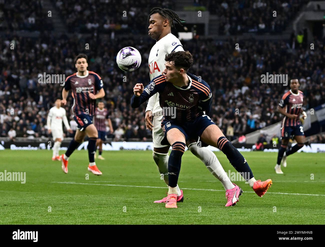 Neco williams nottingham forest hi-res stock photography and images - Alamy