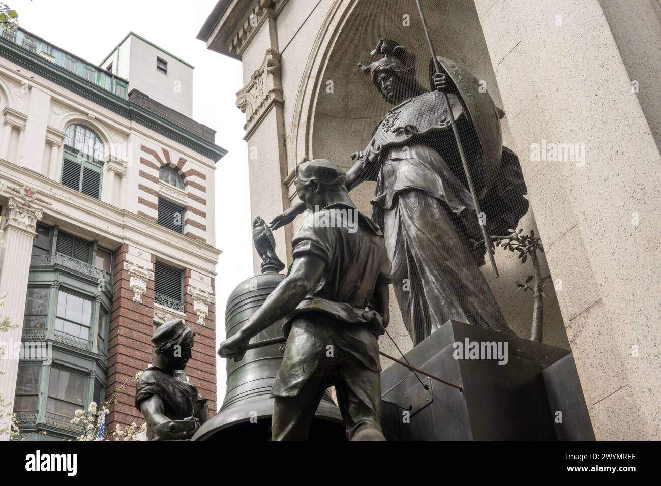 The James Gordon Bennett Monument, Herald Square Park, New York City ...
