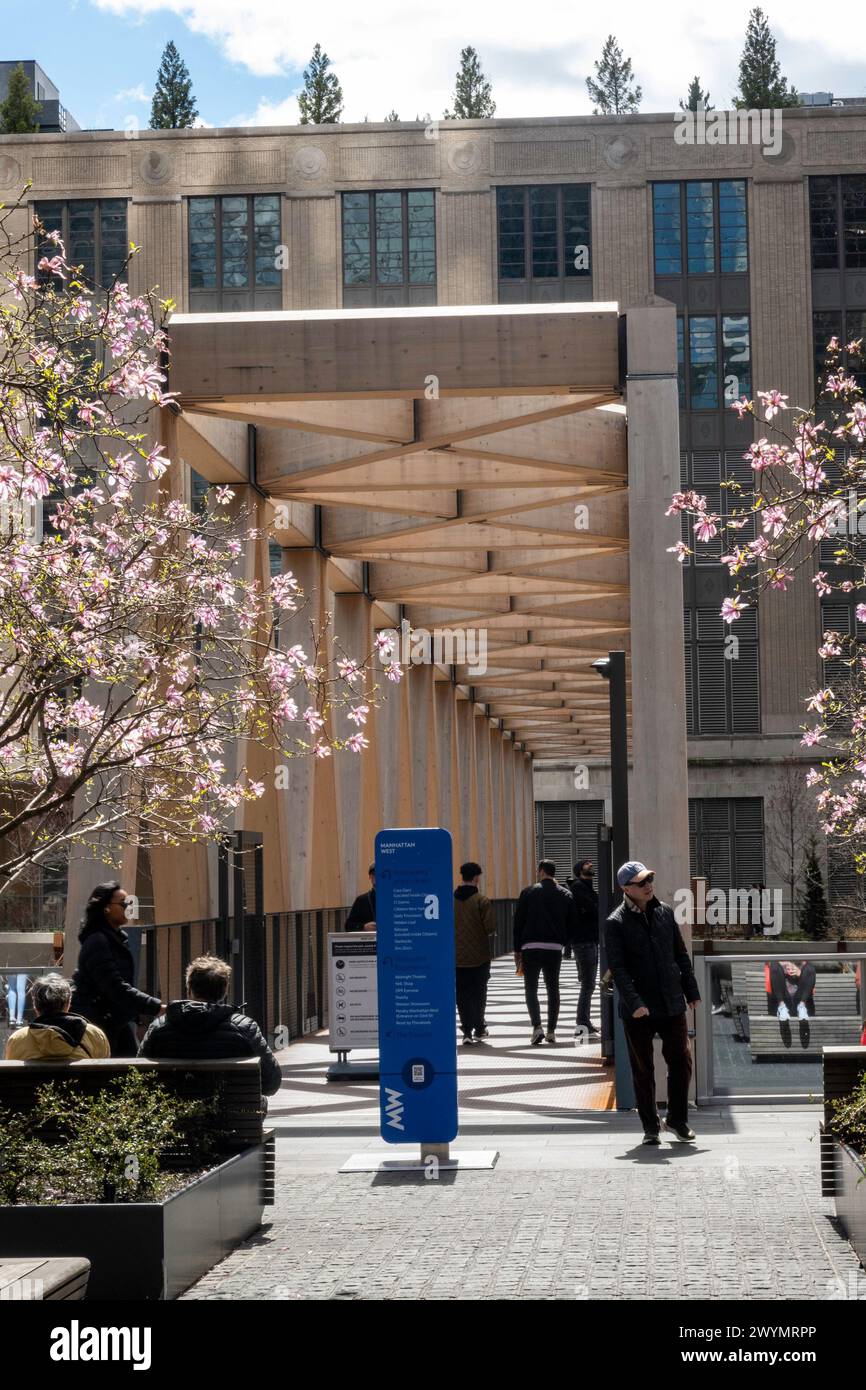 Timber bridge hi-res stock photography and images - Alamy