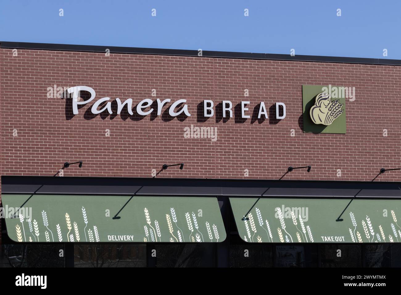 Chicago - April 6, 2024: Panera Bread bakery cafe. Panera is a chain of ...