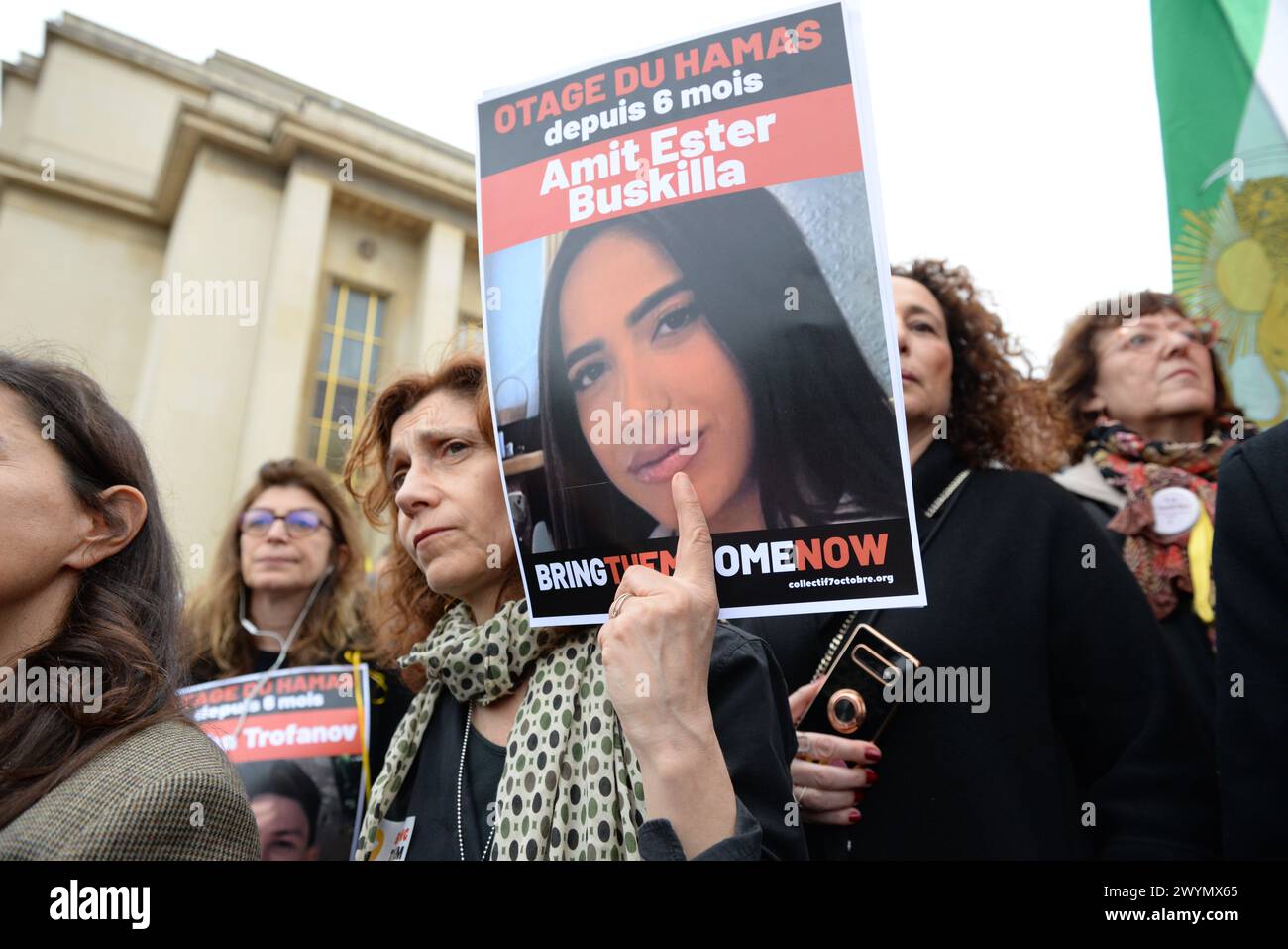 Un rassemblement pour demander la libération des otages prisonniers du ...