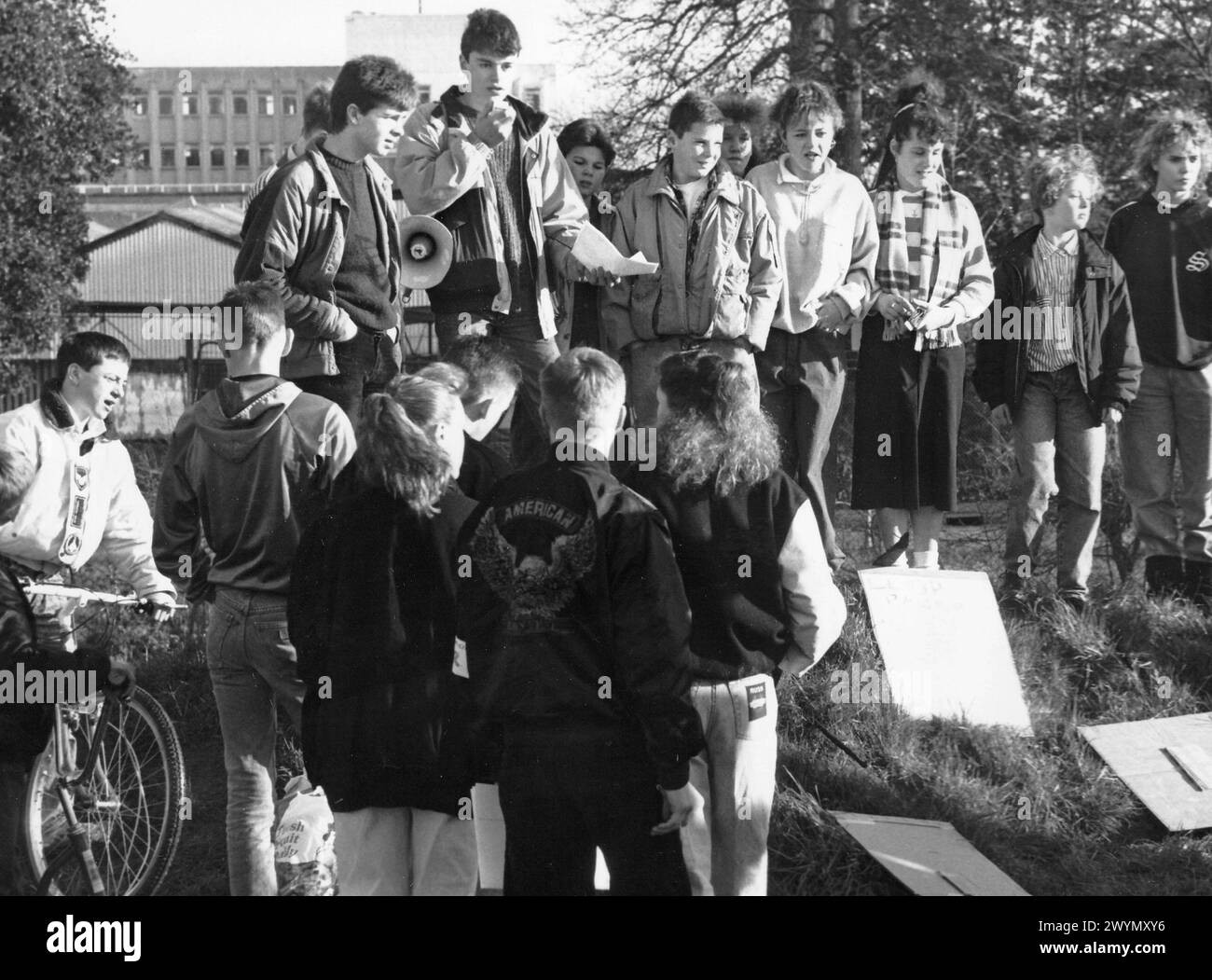 A MEETING BY PUPILS. PUPILS AT STAUNTON PARK CONMMUNITY SCHOOL, HAVANT ...