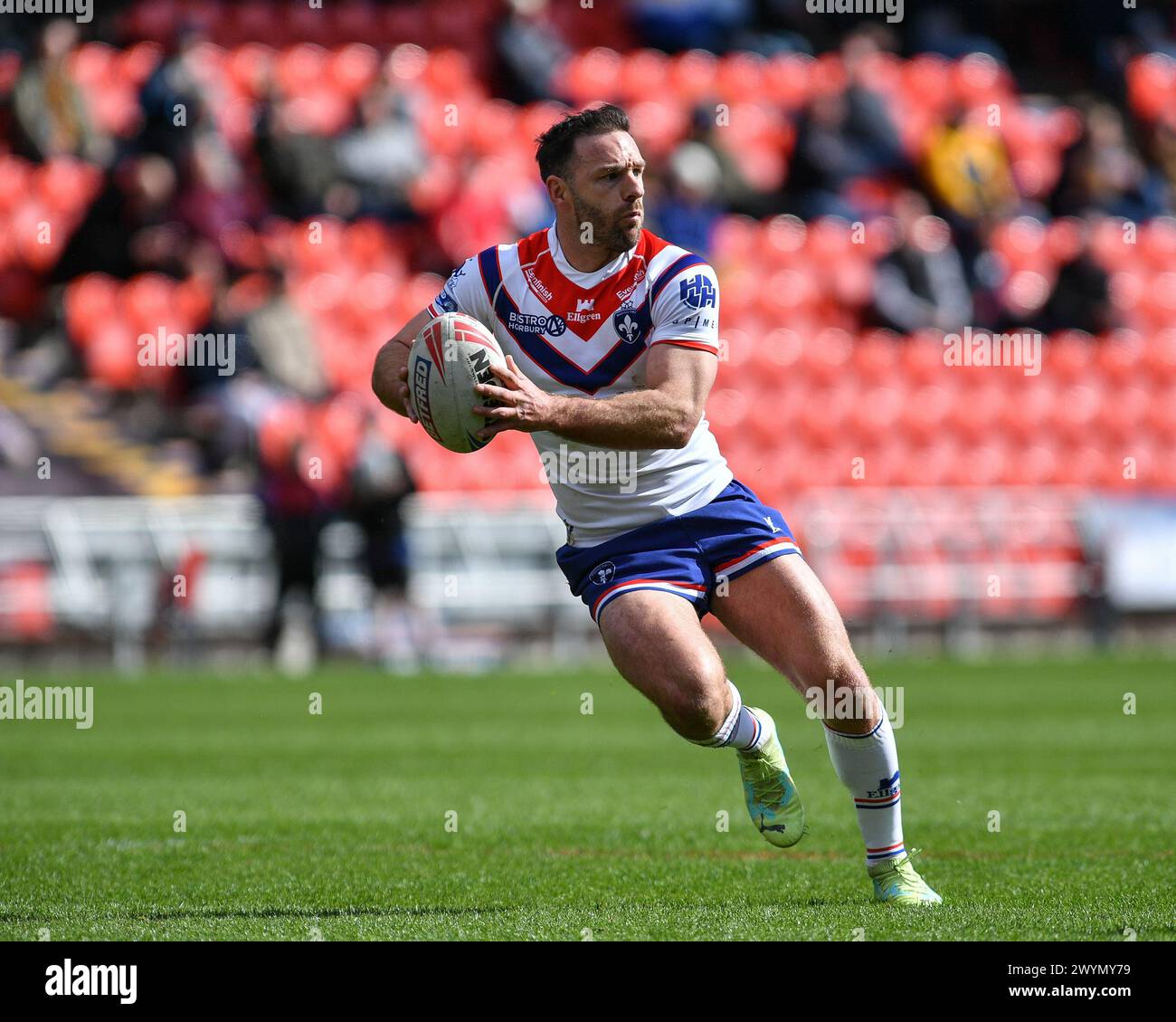 Doncaster, England - 7th April 2024 Wakefield Trinity's Luke Gale in ...