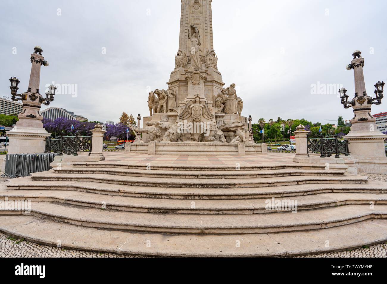 Memorial monument to the Marques de Pombal roundabout in the city of ...