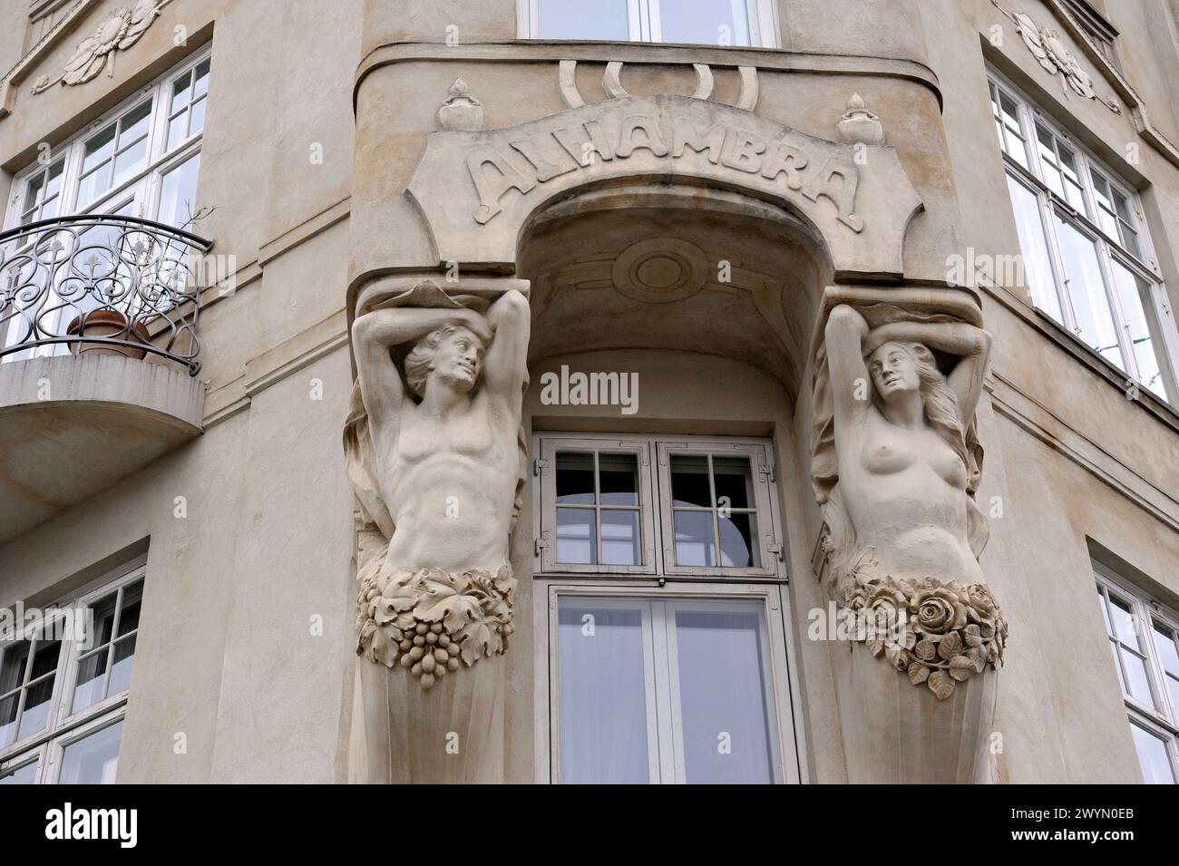 Denmark woman sculpture hi-res stock photography and images - Alamy
