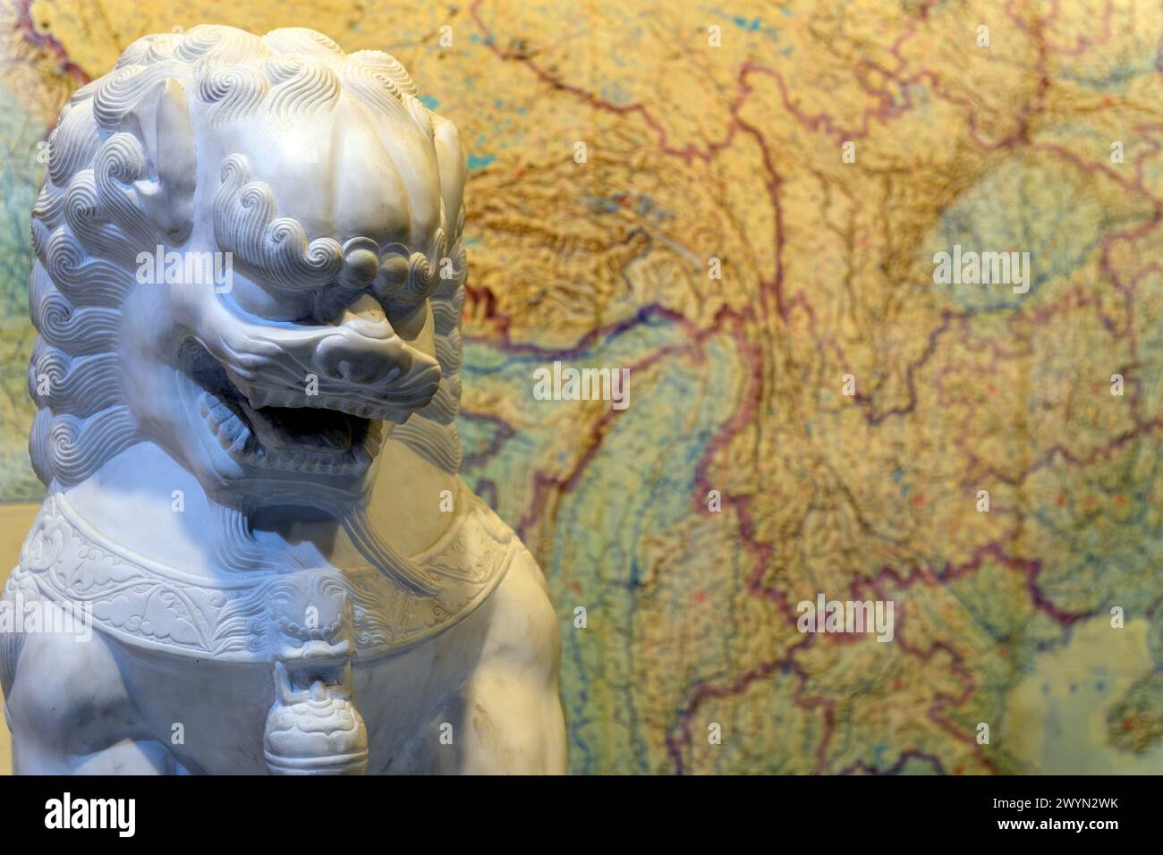 Old chinese map hi-res stock photography and images - Alamy