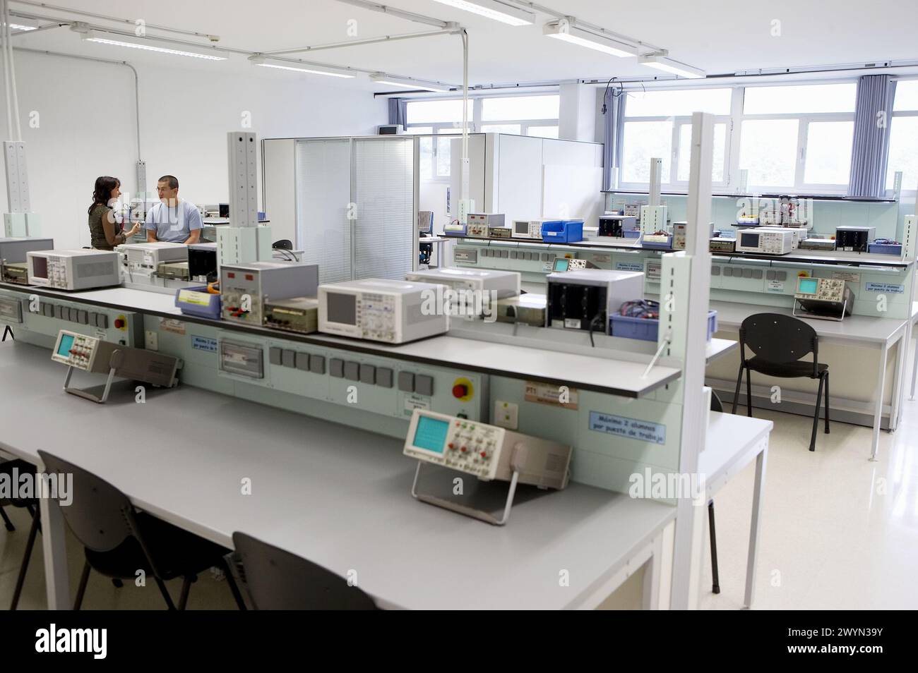 Escuela politécnica hi-res stock photography and images - Alamy